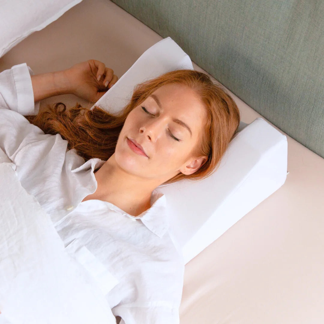 Facial Surgery Recovery Pillow - Relieves Jaw & TMJ – Putnams